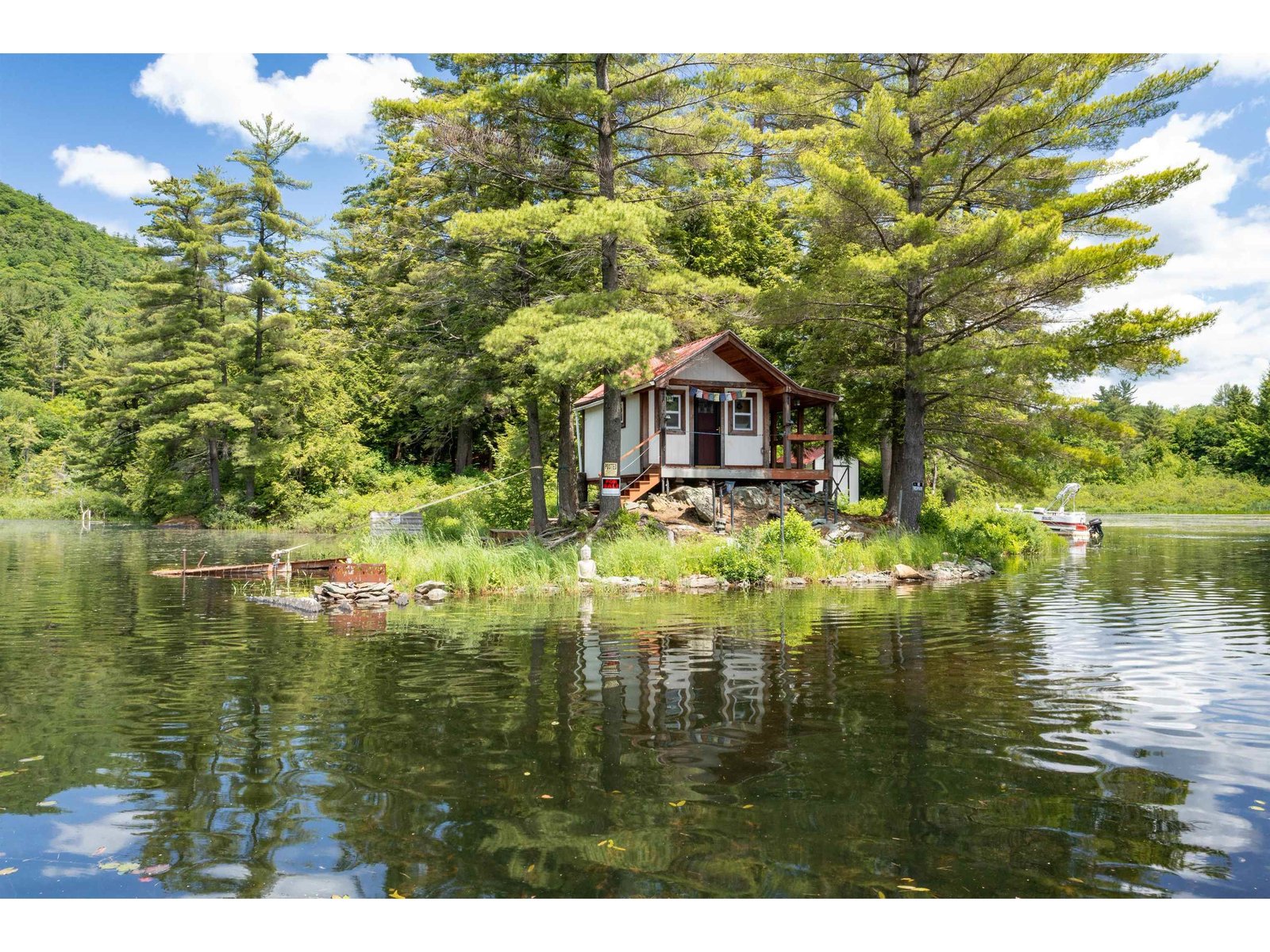 1362 Taylor Road, Unit Rich Island - Metcalf Pond Fletcher, Vermont ...