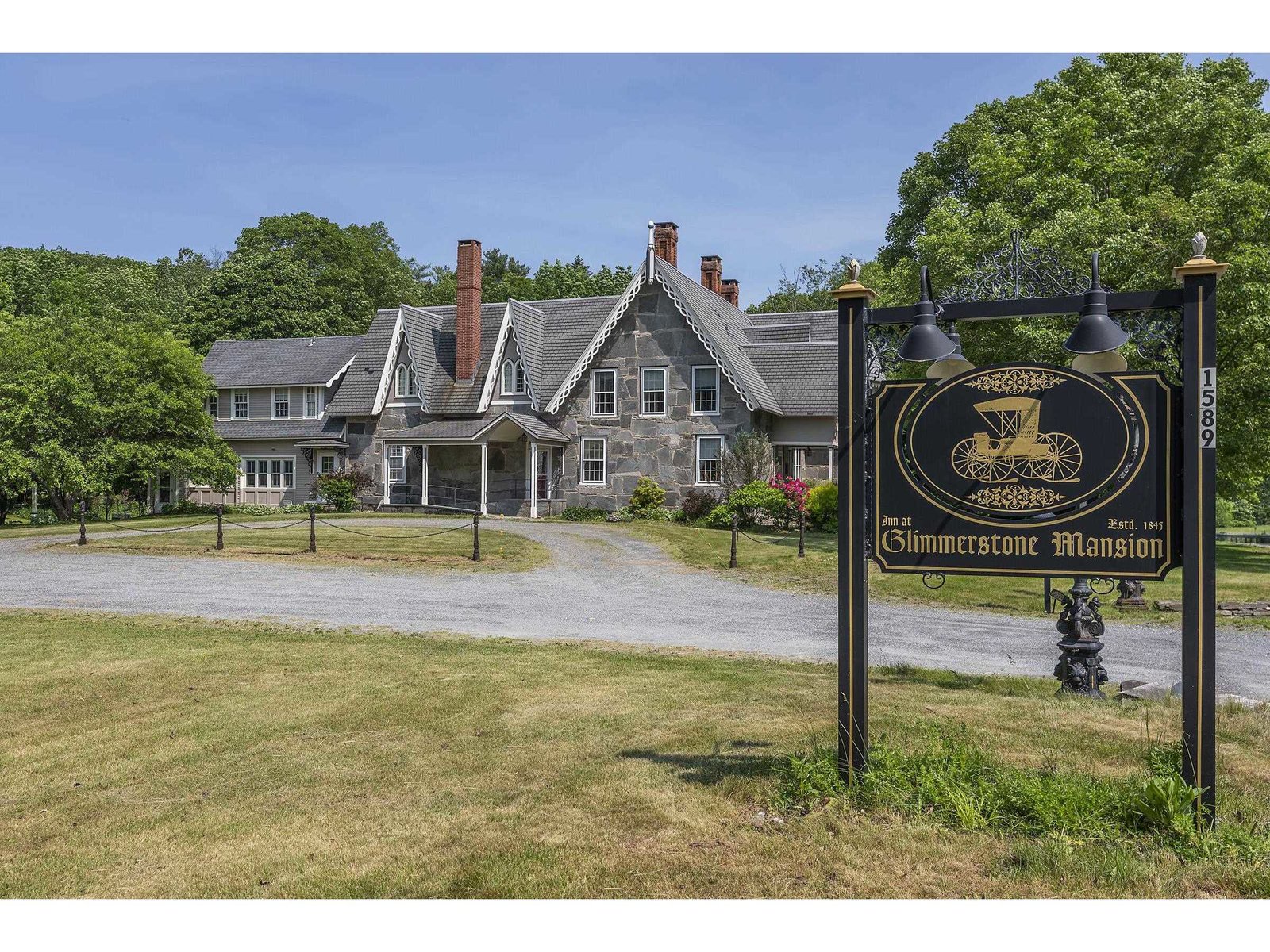1589 Main Street Cavendish, Vermont - For Sale