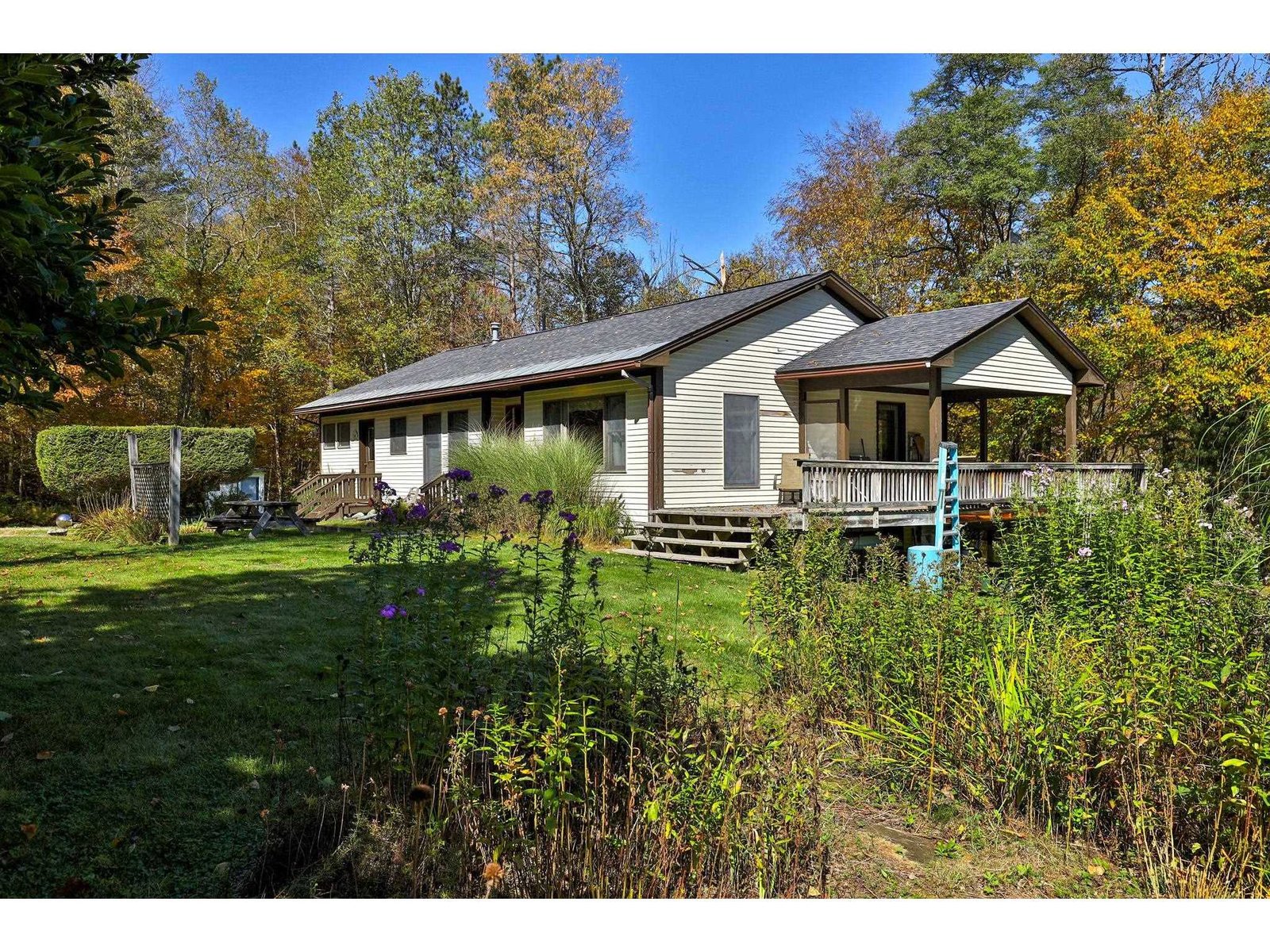 185 Beans Bridge Road Rochester, Vermont - For Sale