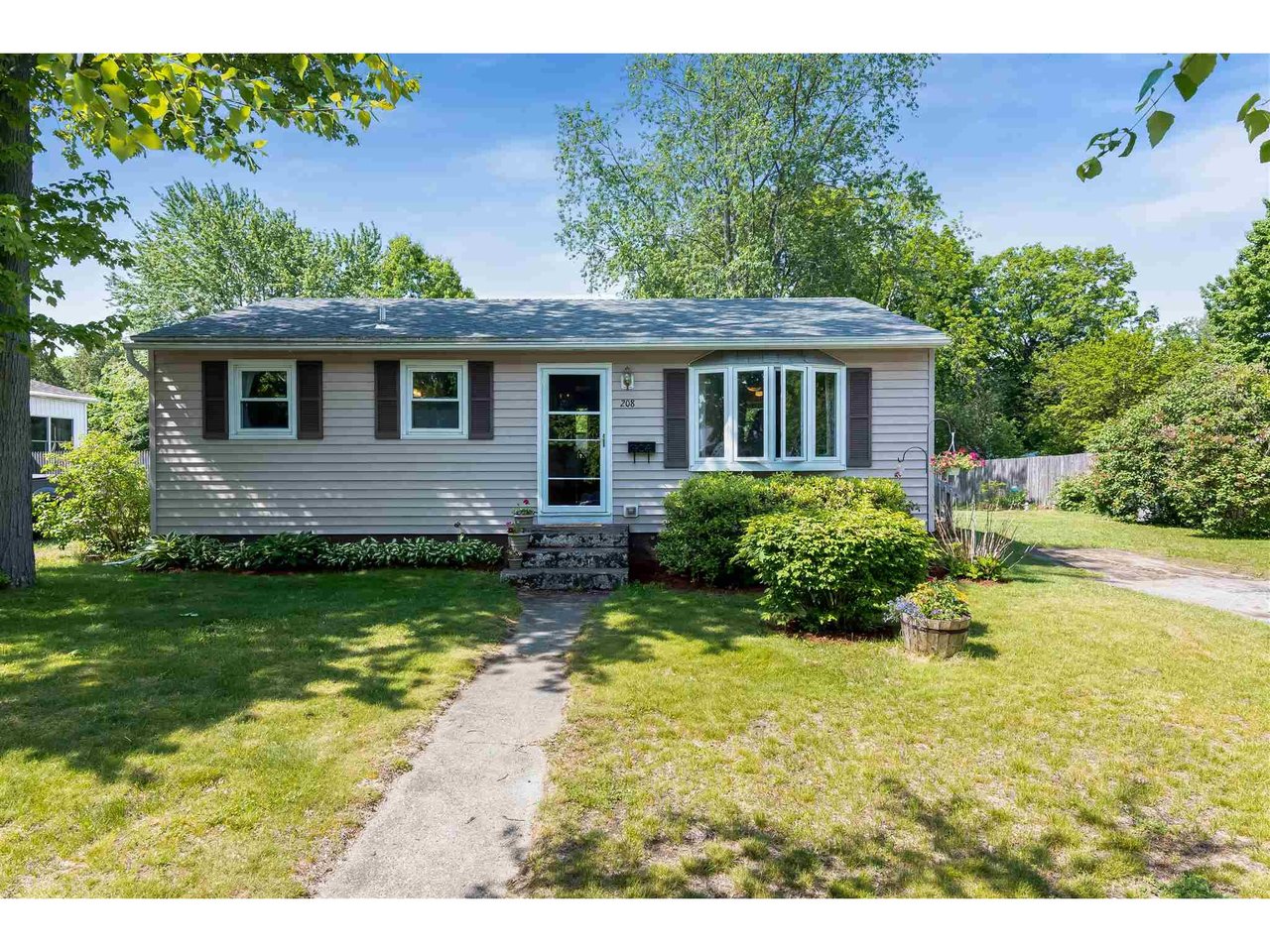 208 Sandra Circle Burlington, Vermont - Sold in 2020
