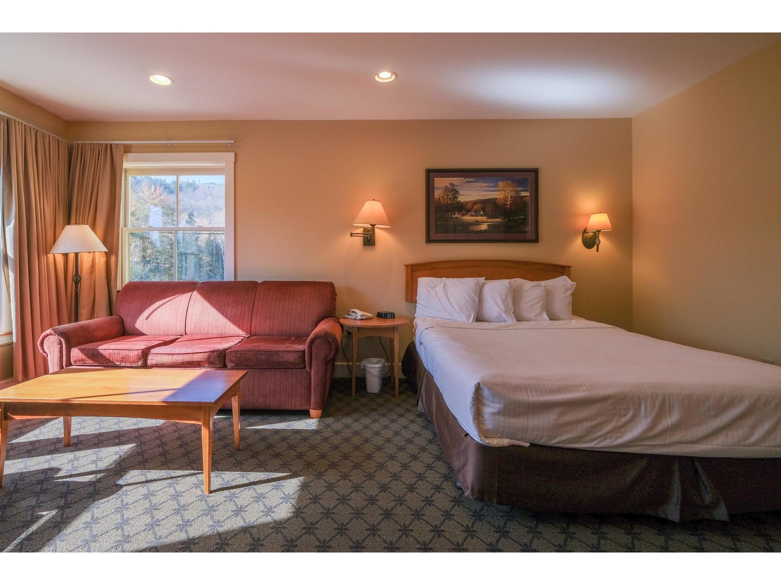 212 QIII Jackson Gore Inn, Unit 212 QIII Ludlow, Vermont - For Sale