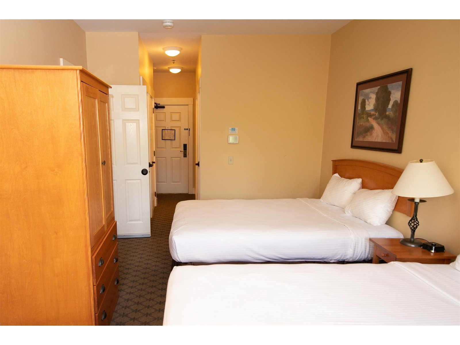 318/320 Qtr. I Jackson Gore Inn Ludlow, Vermont - For Sale