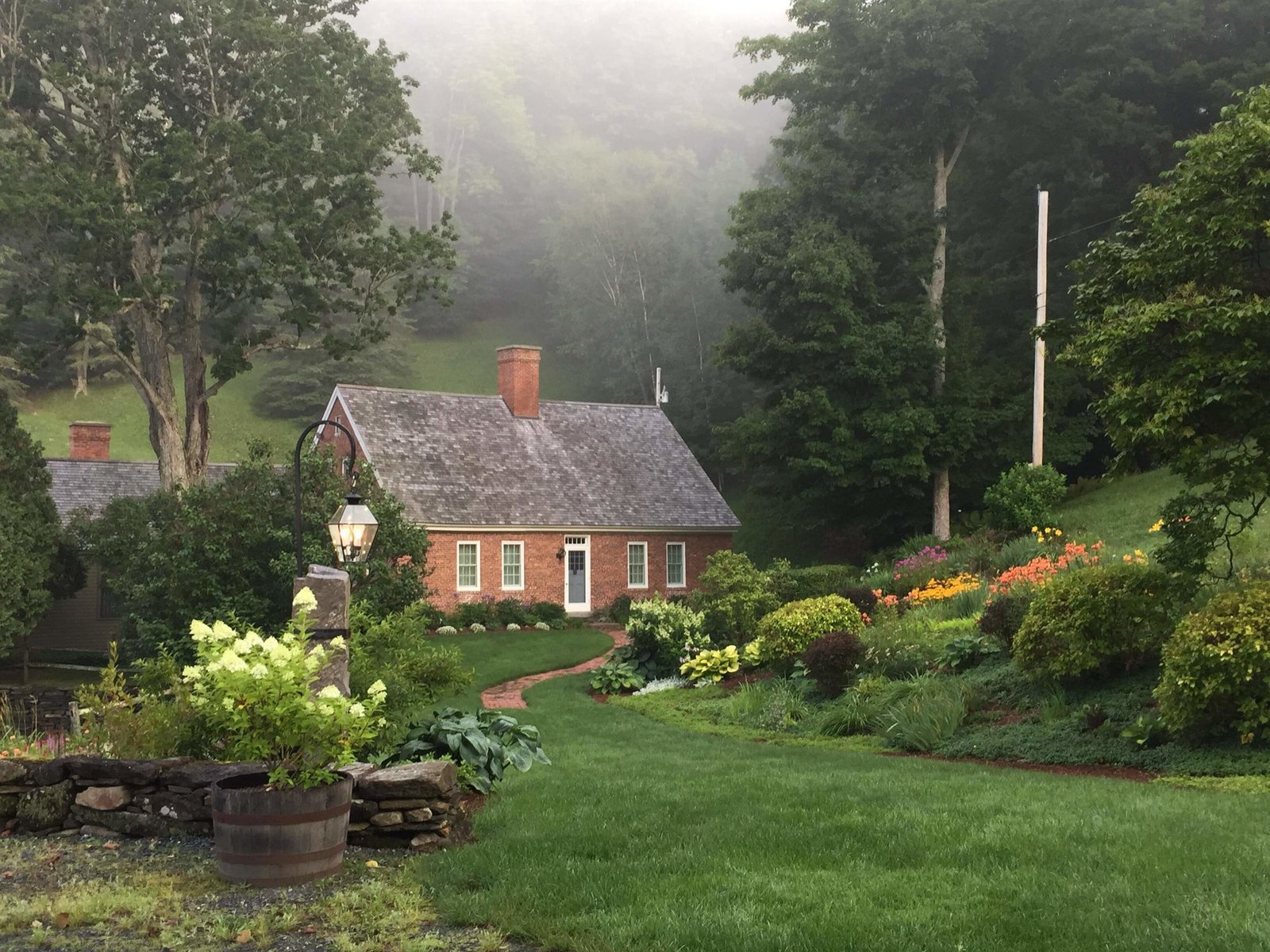 37 Maxham Road Pomfret, Vermont - Under Contract