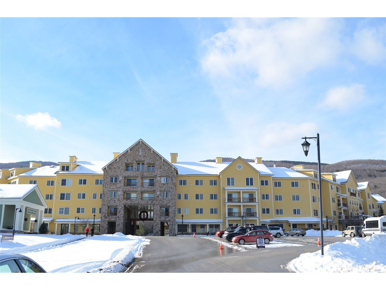 329 Qtr II. Jackson Gore Inn, Unit 329 Ludlow, Vermont - Sold in 2019