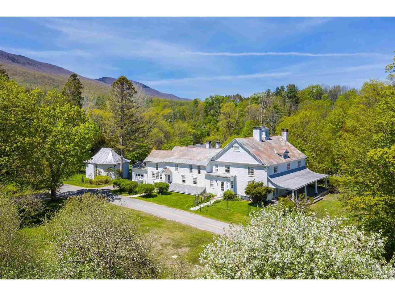 4263 Main Street Manchester, Vermont - Sold in 2021