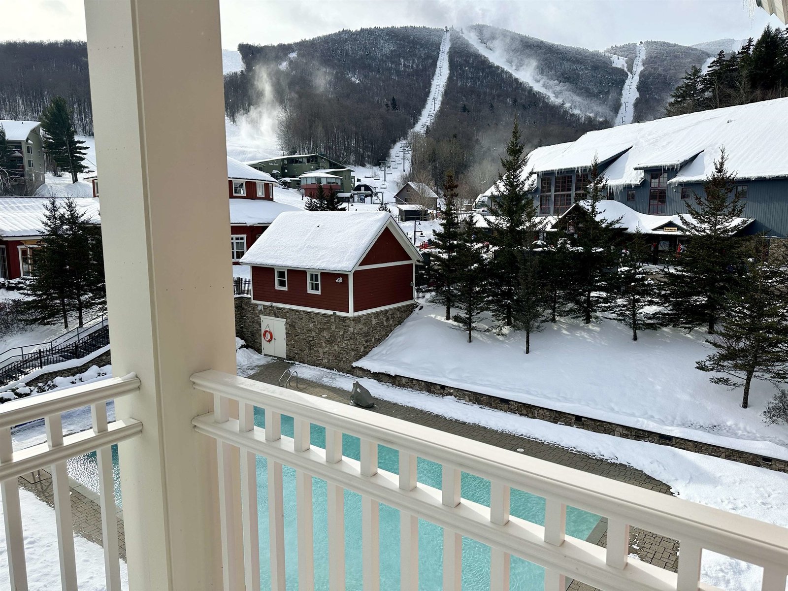 102 Forest 337/ III Drive, Unit 337 (plus LO 437) / III Clay Brook at Sugarbush Warren, Vermont ...