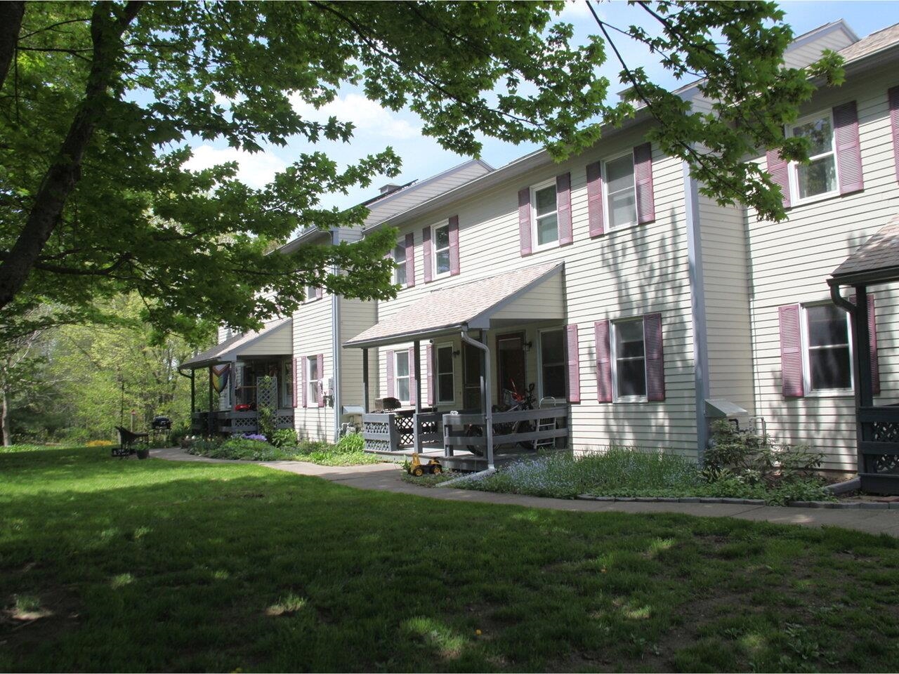 Sara Puretz, REALTOR®