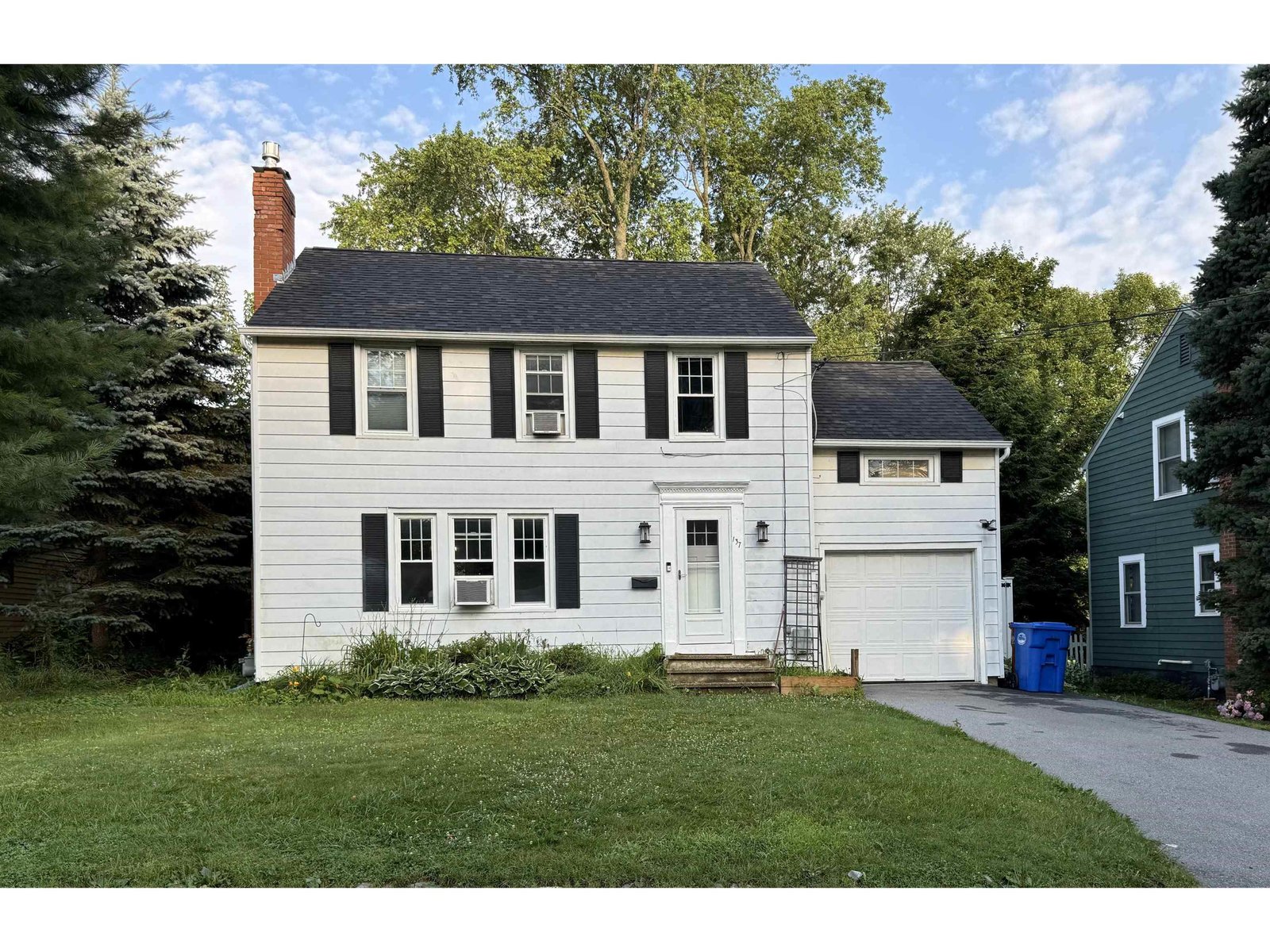 Sara Puretz, REALTOR®