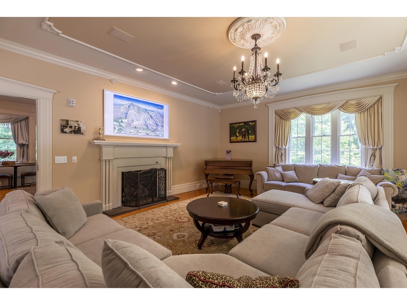 1589 Main Street Cavendish, Vermont - For Sale