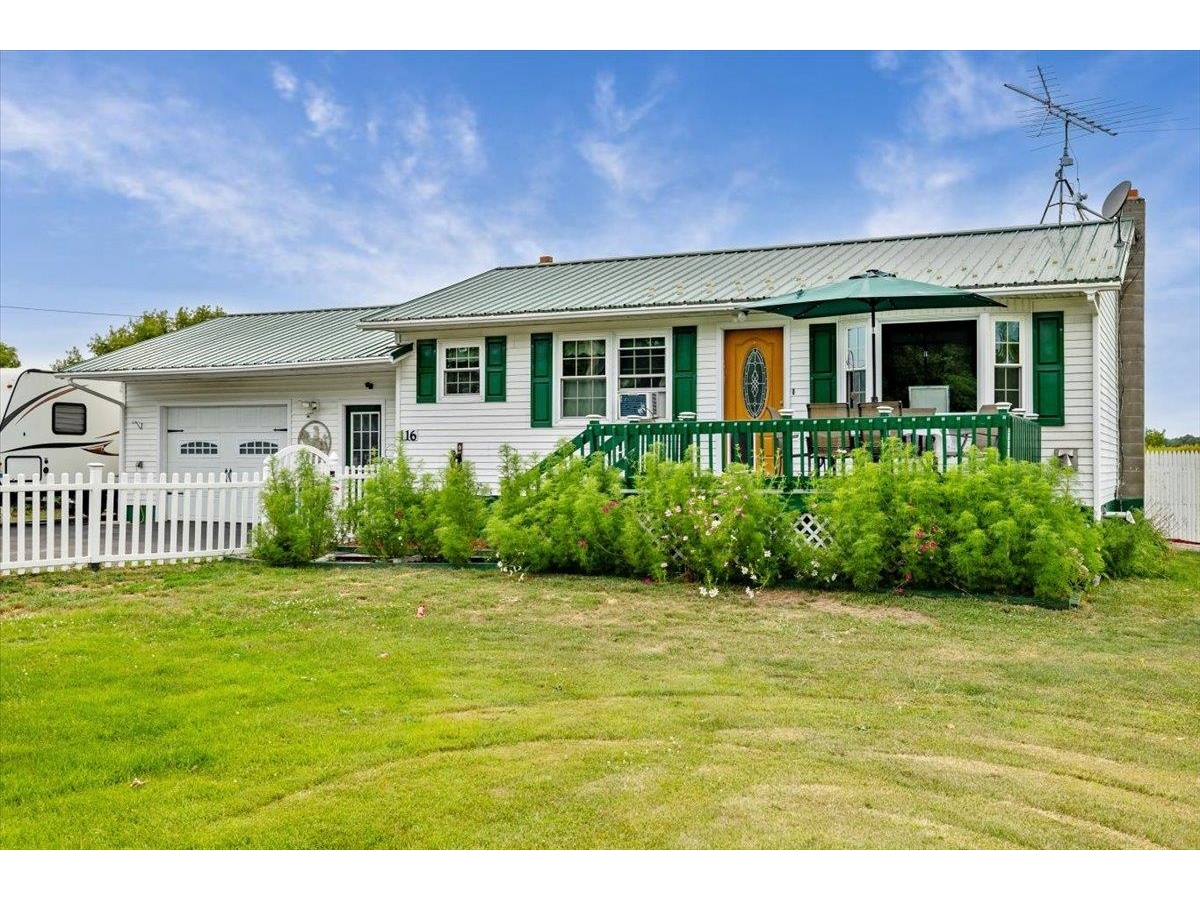 116 Middle Road Swanton, Vermont - For Sale