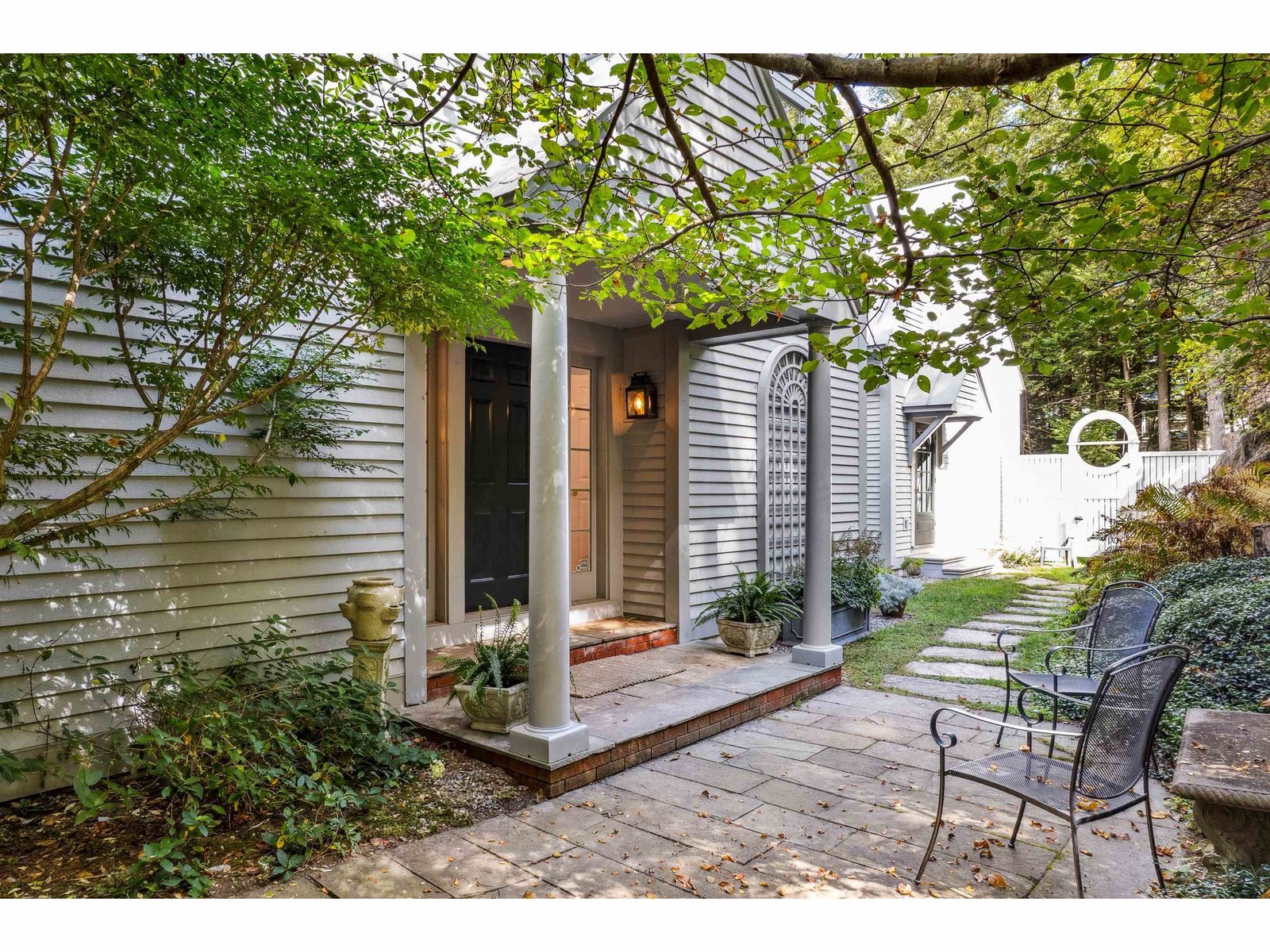 13 College Hill Road Woodstock, Vermont - Sold in 2025