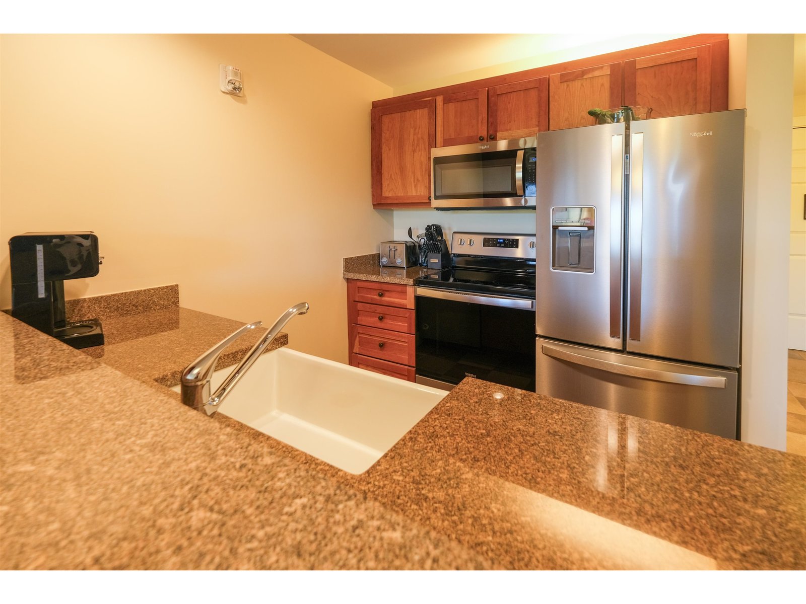 714/716 QIII Jackson Gore Adams House Road, Unit 714/716 QIII Ludlow ...